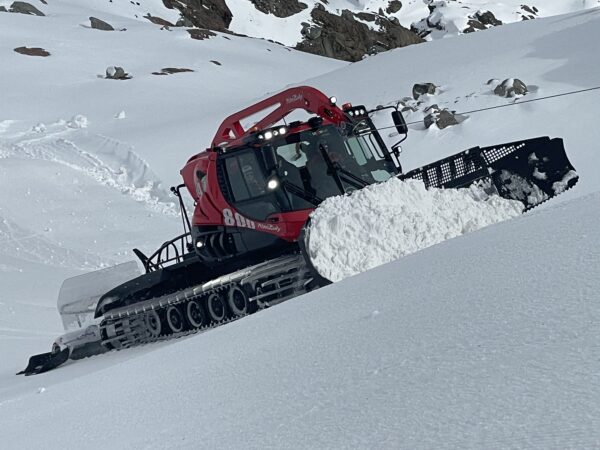 Der neue PistenBully 800 - Seilbahnen International