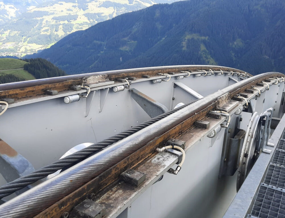 Doppelmayr: Tri-Line in Hoch-Ybrig nimmt Form an - Seilbahnen International