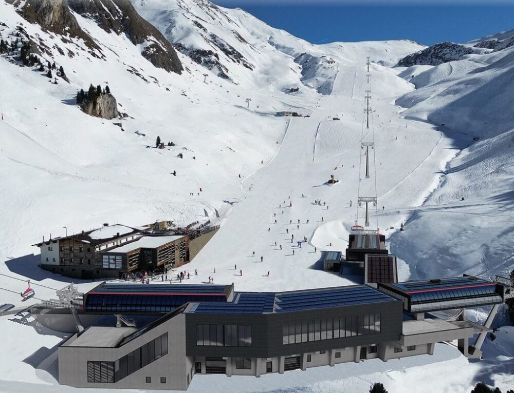 Die steilste Seilbahn der Welt ist eröffnet - Seilbahnen International